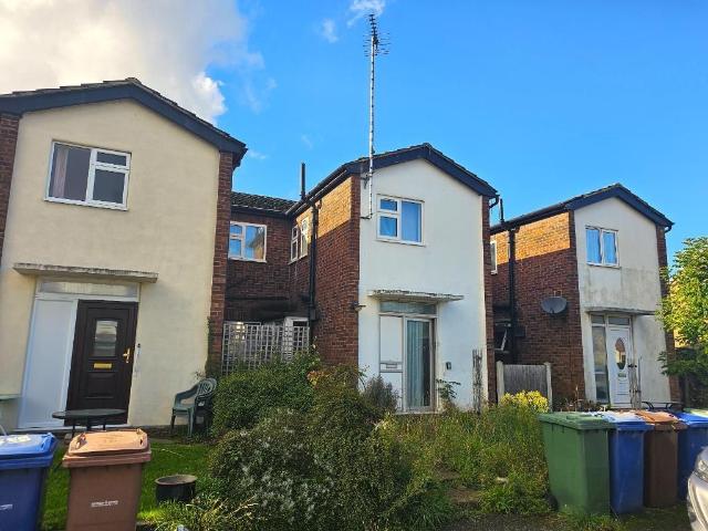 The Retreat, Grays, Essex RM17, 2 bed flat to rent, £1,600 pcm | PrimeLocation