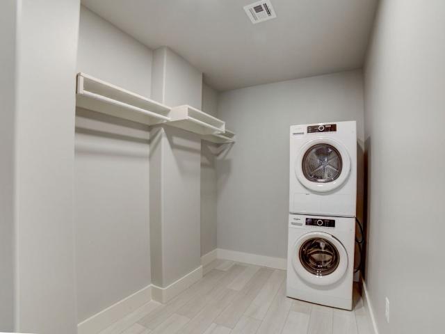 The Reunion Building Studio Apartment for Rent at 9 E 4th St, Tulsa, OK 74103