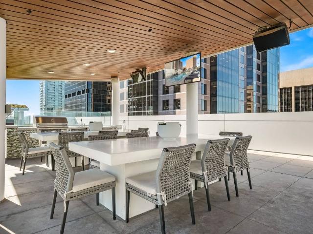 The Rey Studio Apartment for Rent at 801 A St, San Diego, CA 92101 Core Columbia