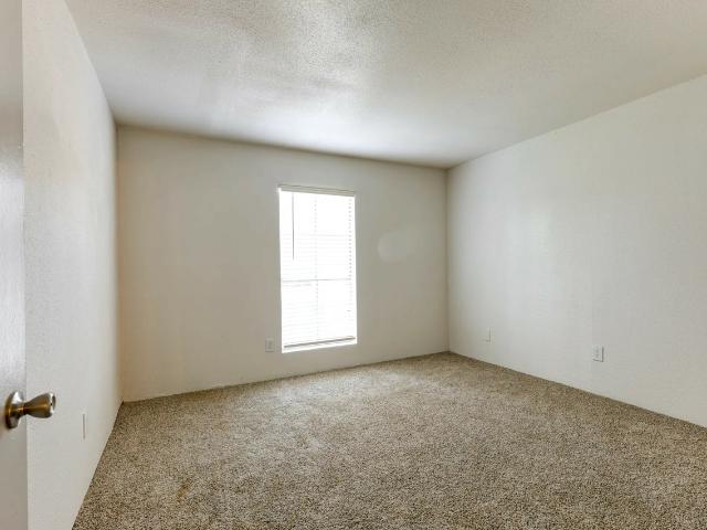 The Redford 1 Bedroom Apartment for Rent at 1221 Redford St, Houston, TX 77034 Edgebrook