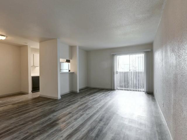 The Redford 2 Bedroom Apartment for Rent at 1221 Redford St, Houston, TX 77034 Edgebrook