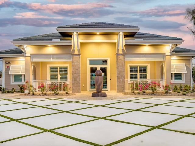 The Reef at Winkler 2 Bedroom Apartment for Rent at 3615 Schoolhouse Rd W, Fort Myers, FL 33916
