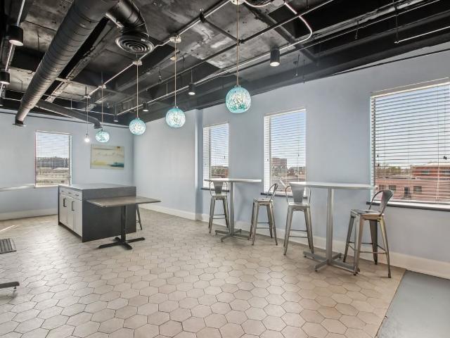The Regency Apartments Studio Apartment for Rent at 333 Nw 5th St, Oklahoma City, OK 73102 Downtown Oklahoma City
