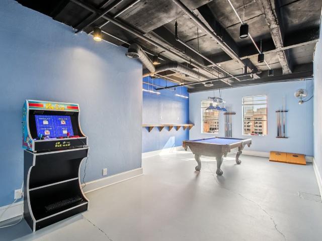 The Regency Apartments Studio Apartment for Rent at 333 Nw 5th St, Oklahoma City, OK 73102 Downtown Oklahoma City