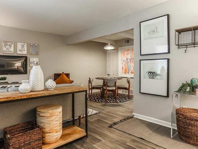 The Reserve at 77 Apartment Homes 1 Bedroom Apartment for Rent at 12000 W 77th Ter, Lenexa, KS 66216