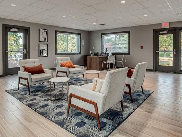 The Reserve at 77 Apartment Homes 2 Bedroom Apartment for Rent at 12000 W 77th Ter, Lenexa, KS 66216