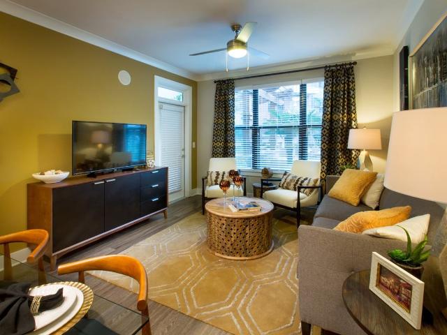The Reserve at the Ballpark 3 Bedroom Apartment for Rent at 2875 Crescent Pkwy, Atlanta, GA 30339
