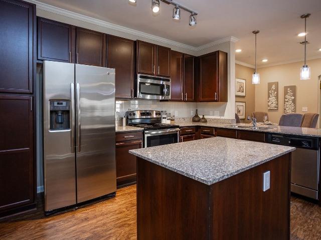 The Reserve at Johnson City 1 Bedroom Apartment for Rent at 1084 W Oakland Ave, Johnson City, TN 37604
