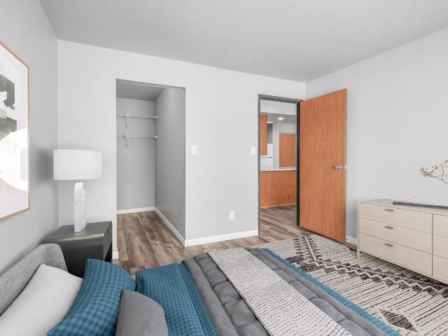 The Reserve on Southtowne I 2 Bedroom Apartment for Rent at 333 311, 211, 225, 235, 245, 323, 333 Southtowne Dr South Milwaukee, WI 53172