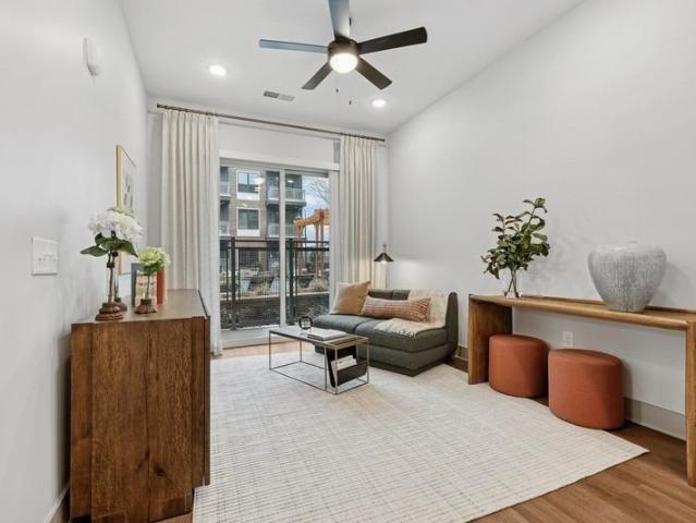 The Reservoir 2 Bedroom Apartment for Rent at 1201 Hillside Ave, Nashville, TN 37203 Edgehill