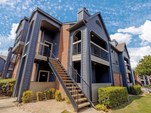 The Residence at North Dallas 1 Bedroom Apartment for Rent at 18665 Midway Rd, Dallas, TX 75287