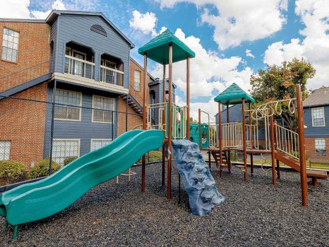 The Residence at North Dallas 1 Bedroom Apartment for Rent at 18665 Midway Rd, Dallas, TX 75287