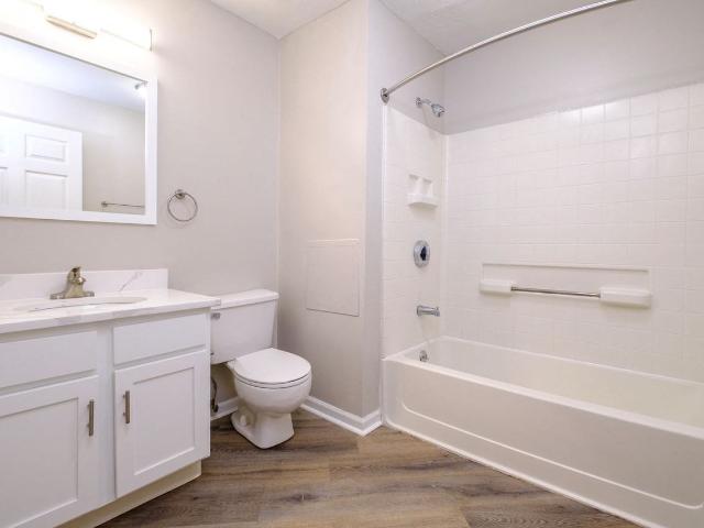 The Residence at Christopher Wren Apartments 2 Bedroom Apartment for Rent at 1390 Christopher Wren Dr, Gahanna, OH 43230