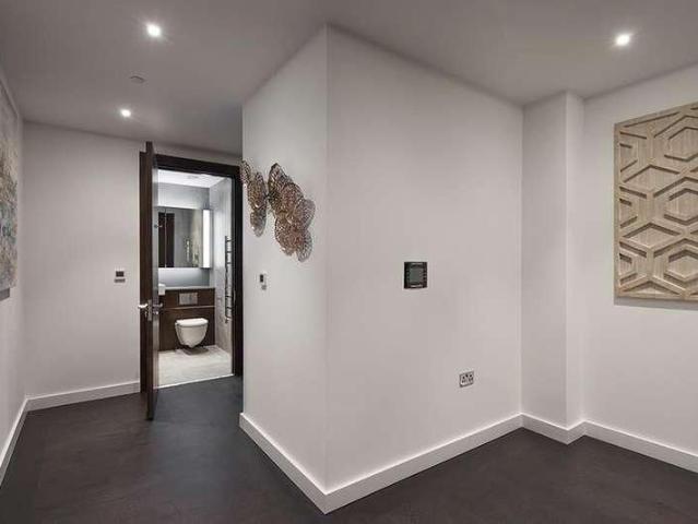 The Residence, Charles Clowes Walk, London, SW11