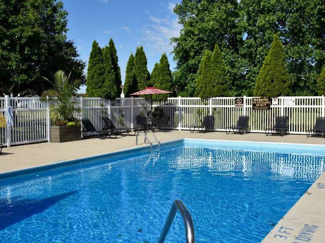 The Residences at Town Center 2 Bedroom Apartment for Rent at 2591 Venturi House, Columbus, OH 43219 Somerset