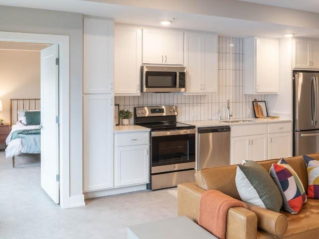 The Residences at Zuelke – Downtown Appleton Living 1 Bedroom Apartment for Rent at 105 W College Ave, Appleton, WI 54911 Downtown Appleton
