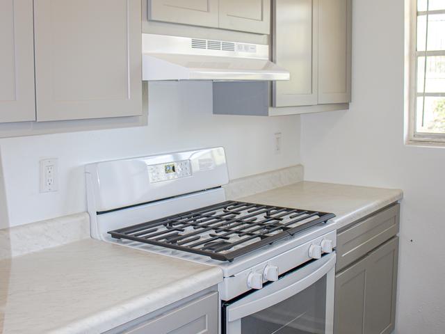 The Residences at Bella Vista 1 Bedroom Apartment for Rent at 11185 Oak Parkway Ln, Spanish Lake, MO 63138 Spanish Lake
