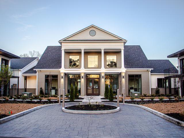 The Residences at Lakeview 1 Bedroom Apartment for Rent at 2774 S Mendenhall Rd, Memphis, TN 38115 Southeast Memphis