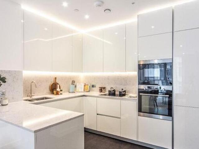 The Residences, Nine Elms, 2 Bedroom Flat
