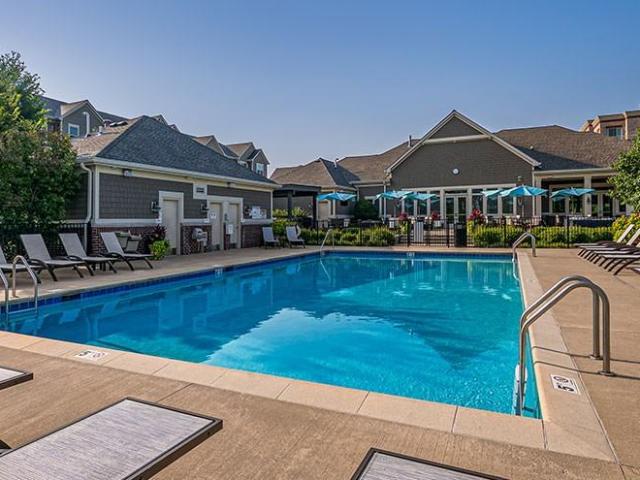 The Residences of Orland Park Crossing 1 Bedroom Apartment for Rent at 9510 W 140th St, Orland Park, IL 60462