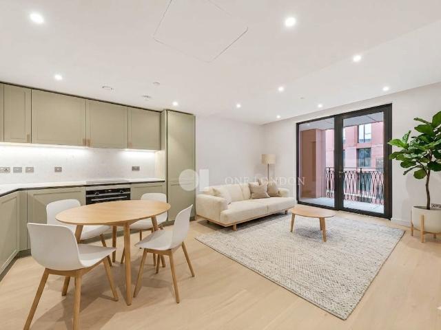 The Residences On Paddington Green, Marylebone, London W2, 1 bed flat to rent, £3,600 pcm | PrimeLocation