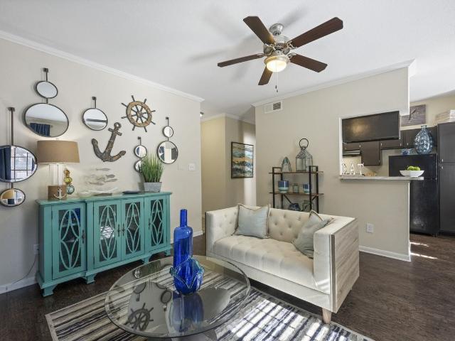 The Reston Apartments 1 Bedroom Apartment for Rent at 808 Gladstell Rd, Conroe, TX 77304