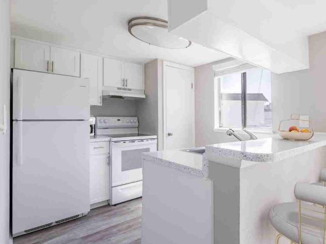 The River Pointe Apartments 3 Bedroom Apartment for Rent at 8024 Hidden River Dr, Tampa, FL 33617