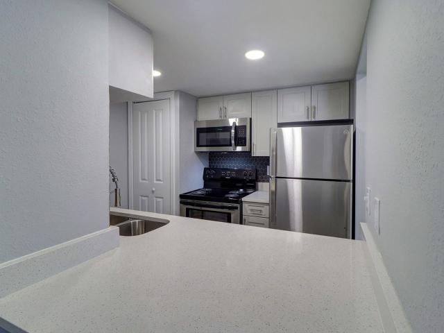 The River Pointe Apartments 3 Bedroom Apartment for Rent at 8024 Hidden River Dr, Tampa, FL 33617