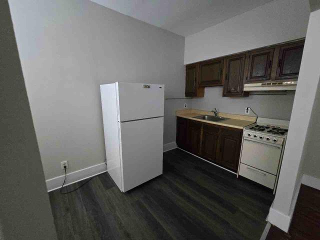 The Richmond 1 Bedroom Apartment for Rent at 656 Lothrop Rd, Detroit, MI 48202 Central