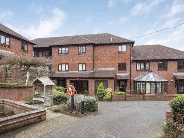 The Ridgeway, Codicote, 1 Bedroom Flat