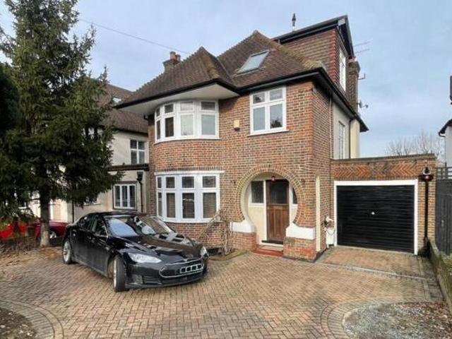 The Ridgeway, Mill Hill, 5 Bedroom Detached