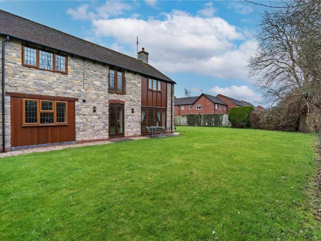 The Ridgeway, Stratford Upon Avon, Warwickshire CV37, 4 bed semi detached house to rent, £1,900 pcm | PrimeLocation