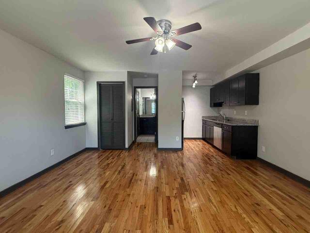 The Ridgewood Apartments in Woodbine Studio Apartment for Rent at 517 Veritas St, Nashville, TN 37211