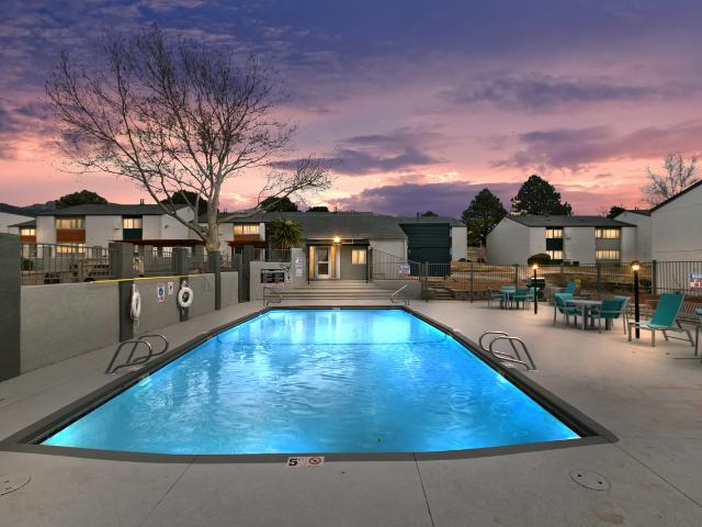 The Ridge 3 Bedroom Apartment for Rent at 557 Tramway Blvd Ne, Albuquerque, NM 87123