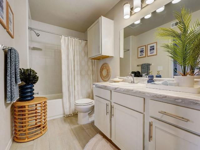 The Ridge @ 66 2 Bedroom Apartment for Rent at 4300 Caravel Dr, Oklahoma City, OK 73099 Stonebridge West