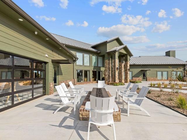 The Ridge @ 66 2 Bedroom Apartment for Rent at 4300 Caravel Dr, Oklahoma City, OK 73099 Stonebridge West