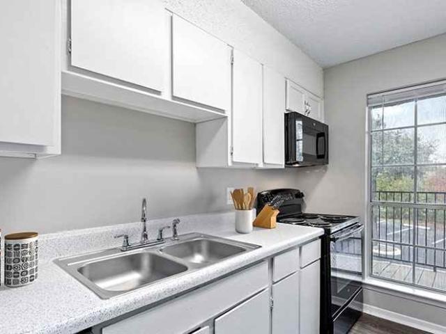 The Ridge Apartments 2 Bedroom Apartment for Rent at 6805 Wood Hollow Dr, Austin, TX 78731