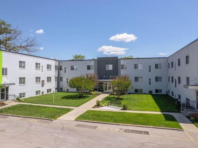 The Ridge Apartments 2 Bedroom Apartment for Rent at 7949 Ridge Ave, Philadelphia, PA 19128 Roxborough