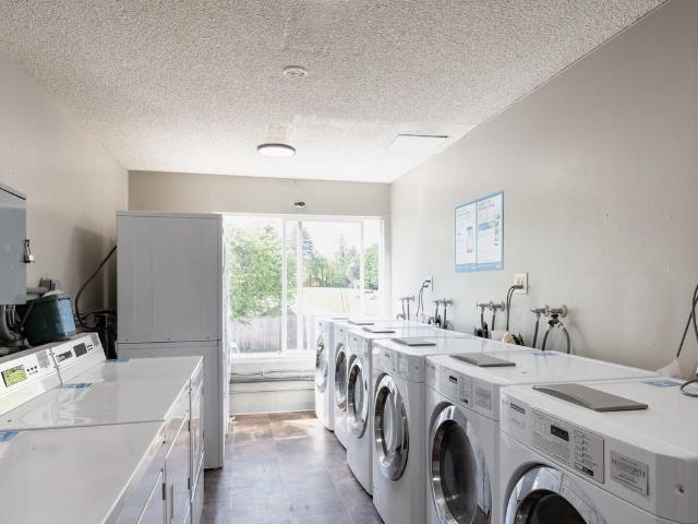 The Ridge at Bellevue 2 Bedroom Apartment for Rent at 13831 Ne 8th St, Bellevue, WA 98005 Wilburton NE 8th St