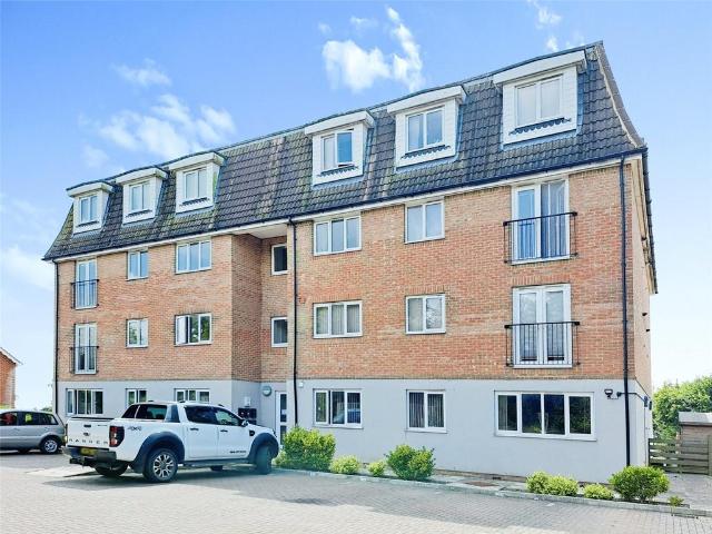 The Ridge, East Sussex TN34 2 bed flat to rent £1,025 pcm £237 pw