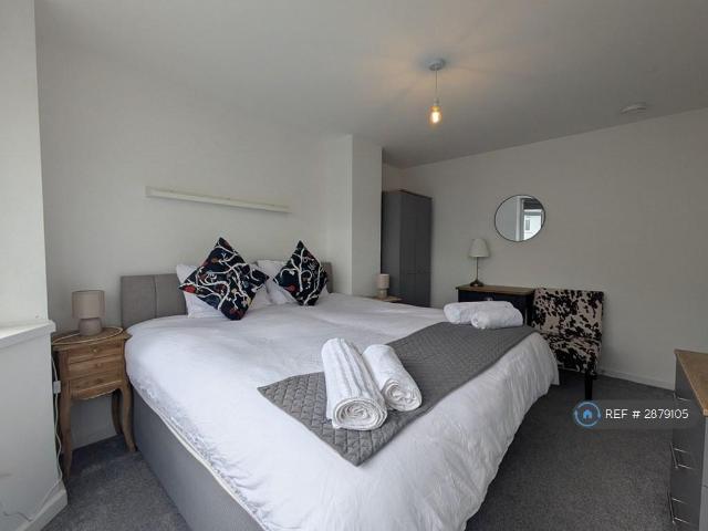 The Ride, Bristol, BS15 3 bed end of terrace house to rent £2,300 pcm £531 pw