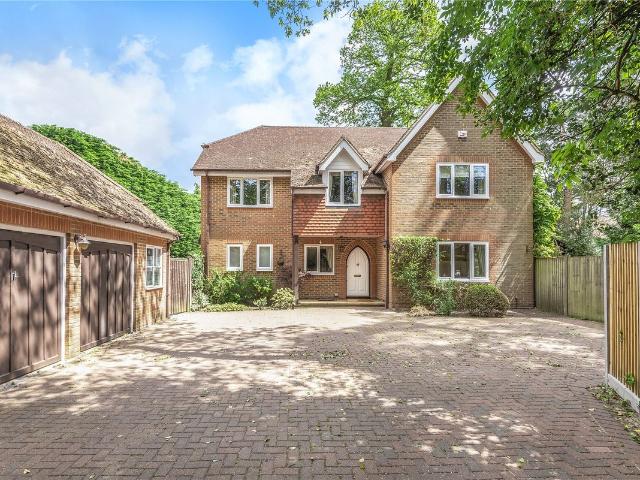 The Riding, Woking GU21, 5 bed detached house to rent, £5,500 pcm | PrimeLocation