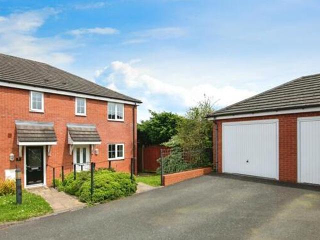The Rise, Tividale, 3 Bedroom End