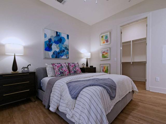 The Rise Apartments Studio Apartment for Rent at 420 Monroe Ave, Memphis, TN 38103 New Pathways