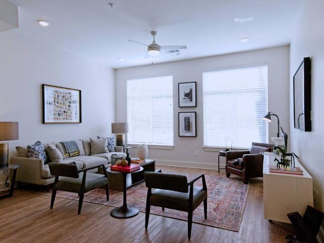 The Rise Apartments Studio Apartment for Rent at 420 Monroe Ave, Memphis, TN 38103 New Pathways