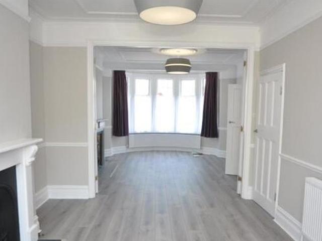 The Rise, Palmers Green, 4 Bedroom House