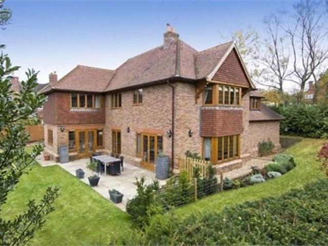 The Rise, Sevenoaks TN13 1RJ 5 bed detached house to rent £8,500 pcm £1,962 pw