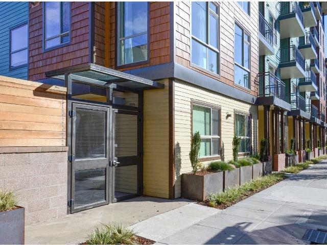 The Russell by Trion Living 2 Bedroom Apartment for Rent at 2621 Ne 7th Ave, Portland, OR 97212 Eliot