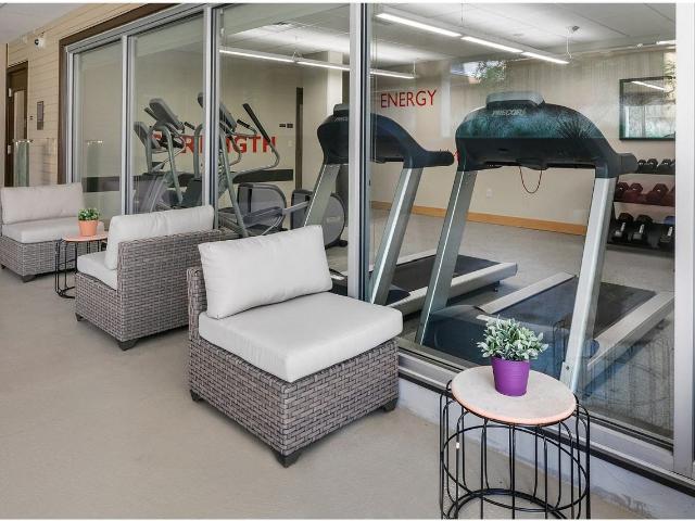 The Russell by Trion Living Studio Apartment for Rent at 2621 Ne 7th Ave, Portland, OR 97212 Eliot