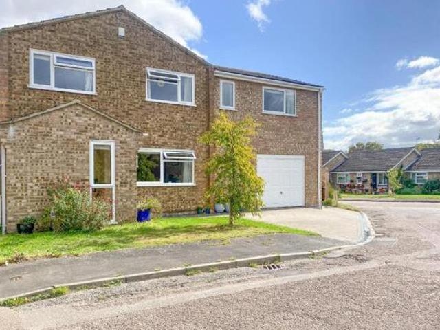 The Rustons,duxford, 5 Bedroom Detached